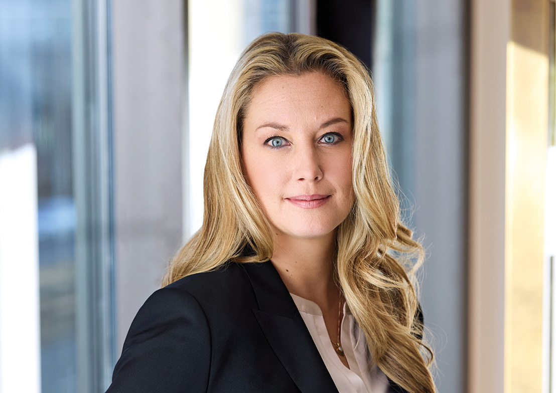 DATA MODUL management team & values